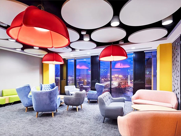 Dalles de plafonds et îlots flottants acoustiques Ecophon